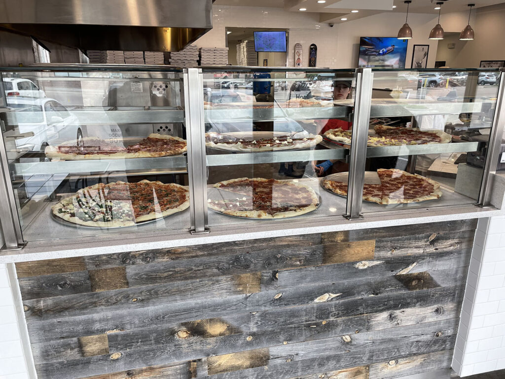 Lafayette - Cosmos Pizza